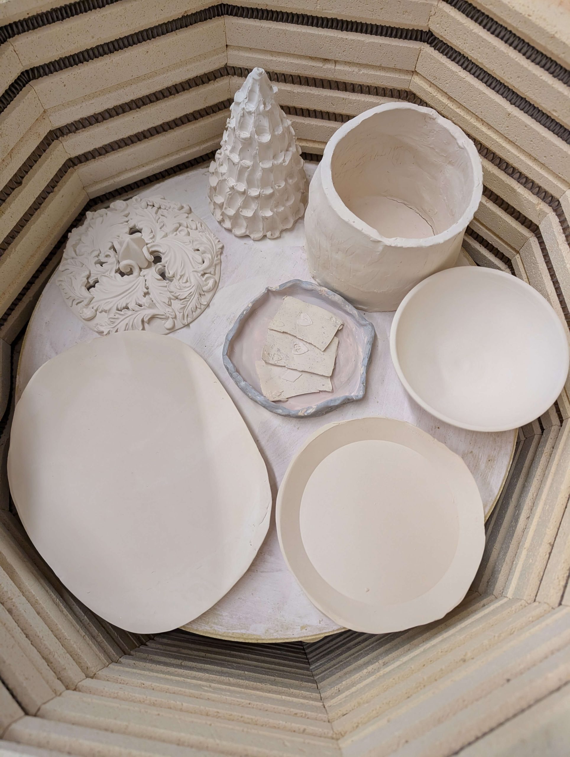Community Kiln Rental – Bisque Firing - Happy Hands Pottery & Art ...